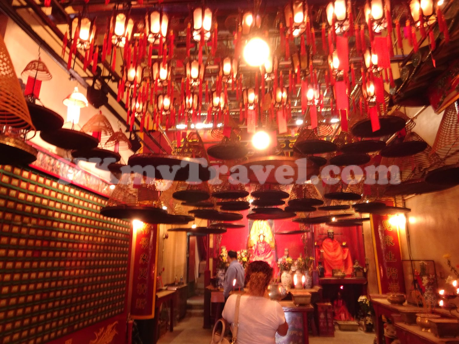 Man Mo Temple Sheung Wan in Hong Kong - Complete Visitor Guide ...